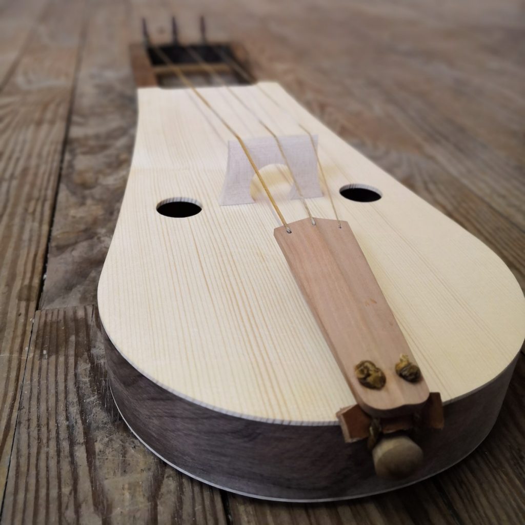 Talharpa – Benjamin Simao Luthier